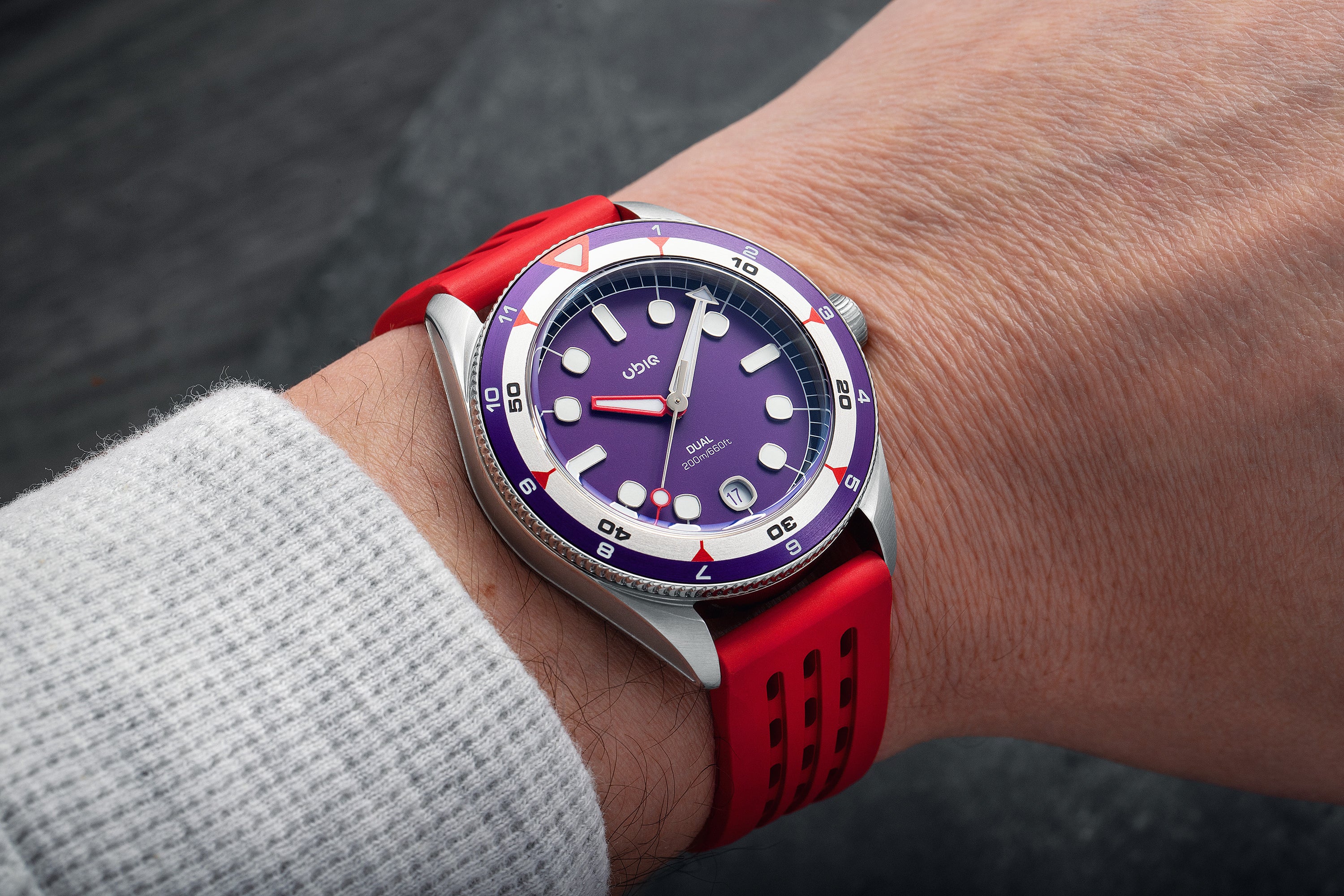 DUAL - BEETRED – UBIQ Watches
