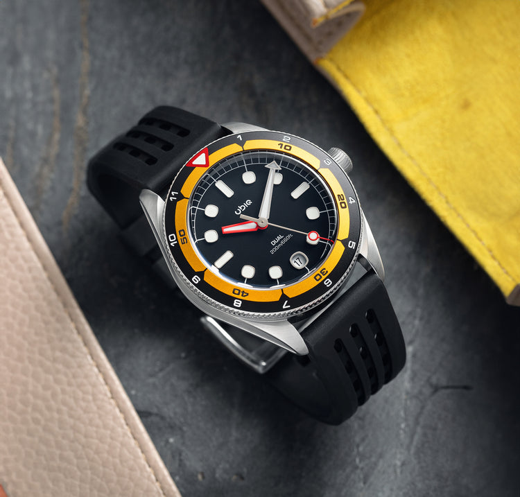 DUAL - BUMBLE – UBIQ Watches