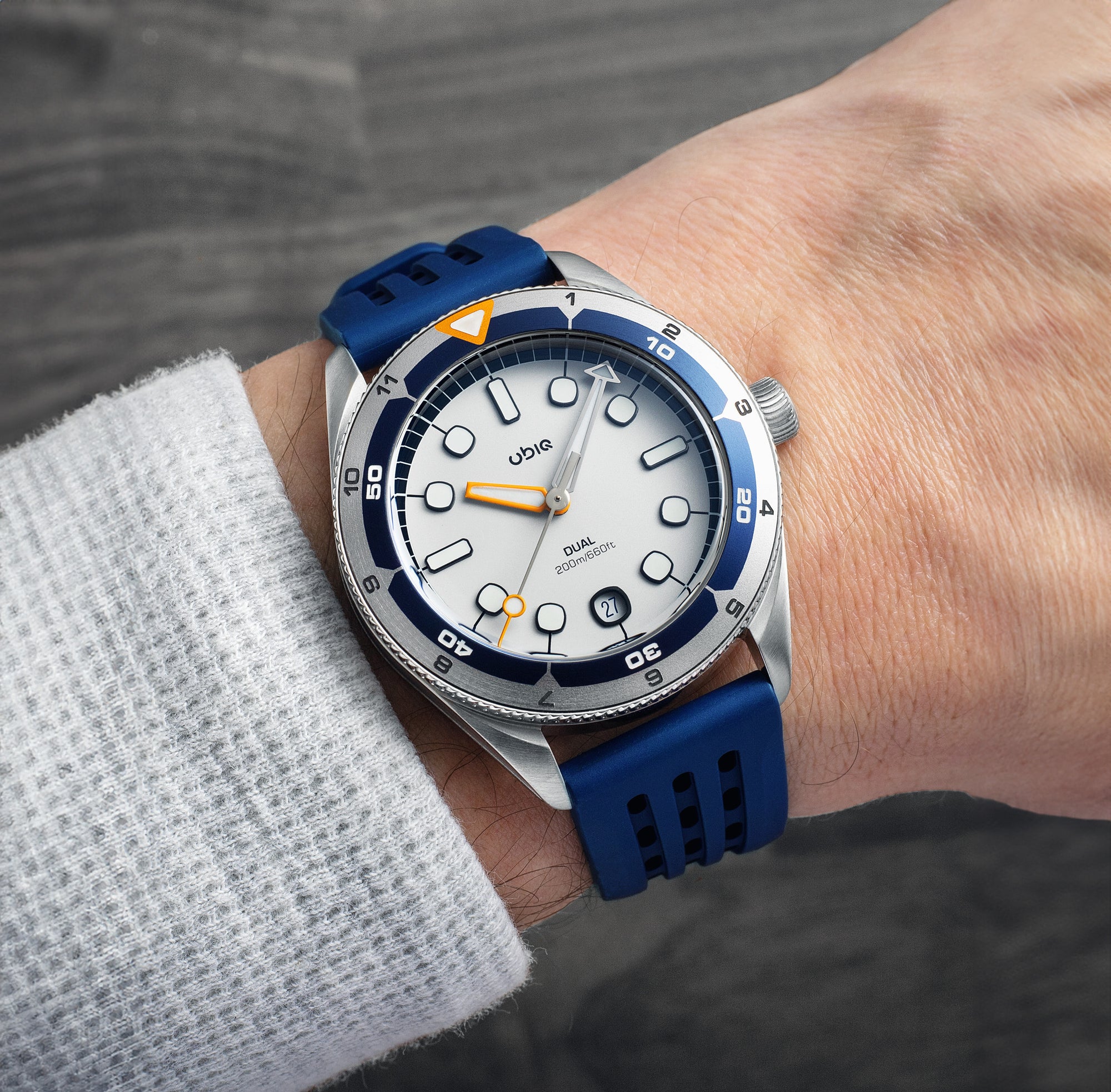 DUAL - NAVYSILVER – UBIQ Watches